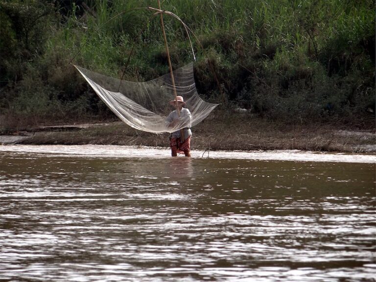 What Are Fishing Nets and Why Should I Care? – We Love The Outdoors